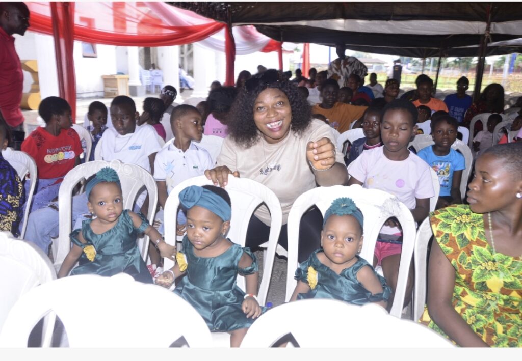 Oba Ewuare II Hosts Colourful Children’s Day Celebration In Benin ...